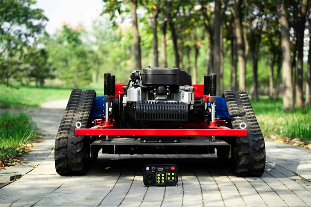 Y8-838 Slope RC Crawler Lawn Mower With 22HP