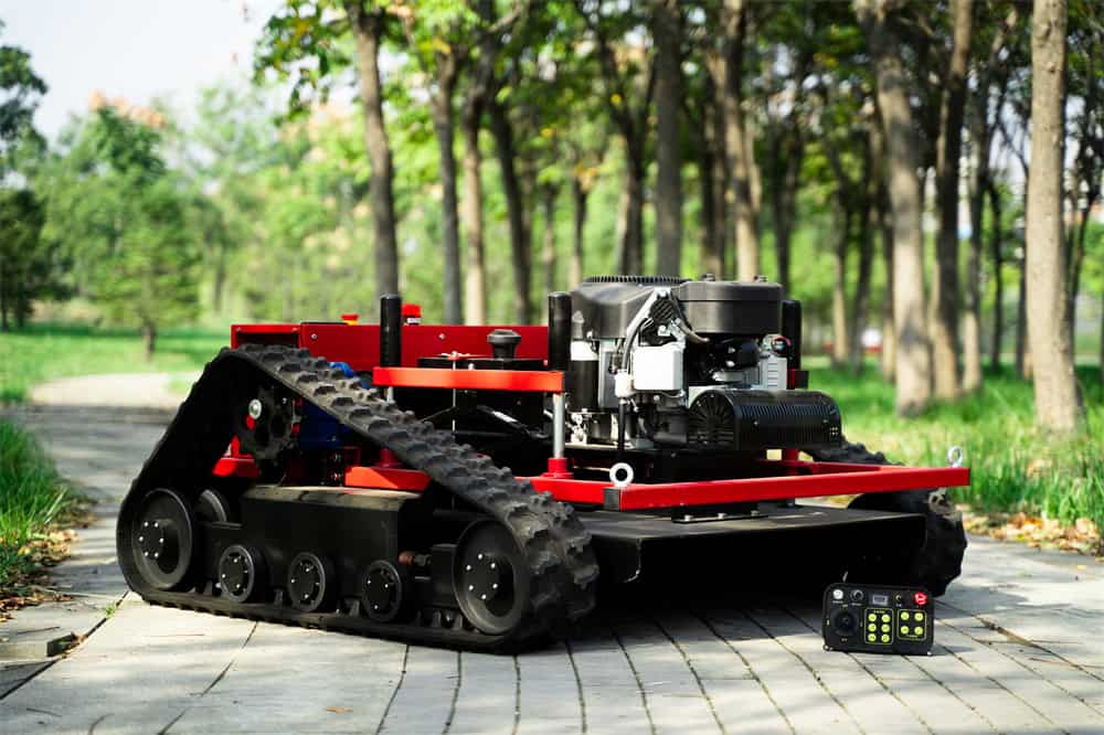 Y8-838 Slope RC Crawler Lawn Mower With 22HP