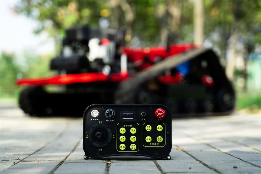 Y8-838 Slope RC Crawler Lawn Mower With 22HP